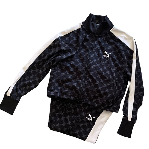 Puma | Pants & Jumpsuits | Puma Black White Striped Joggingtrack Suit ...
